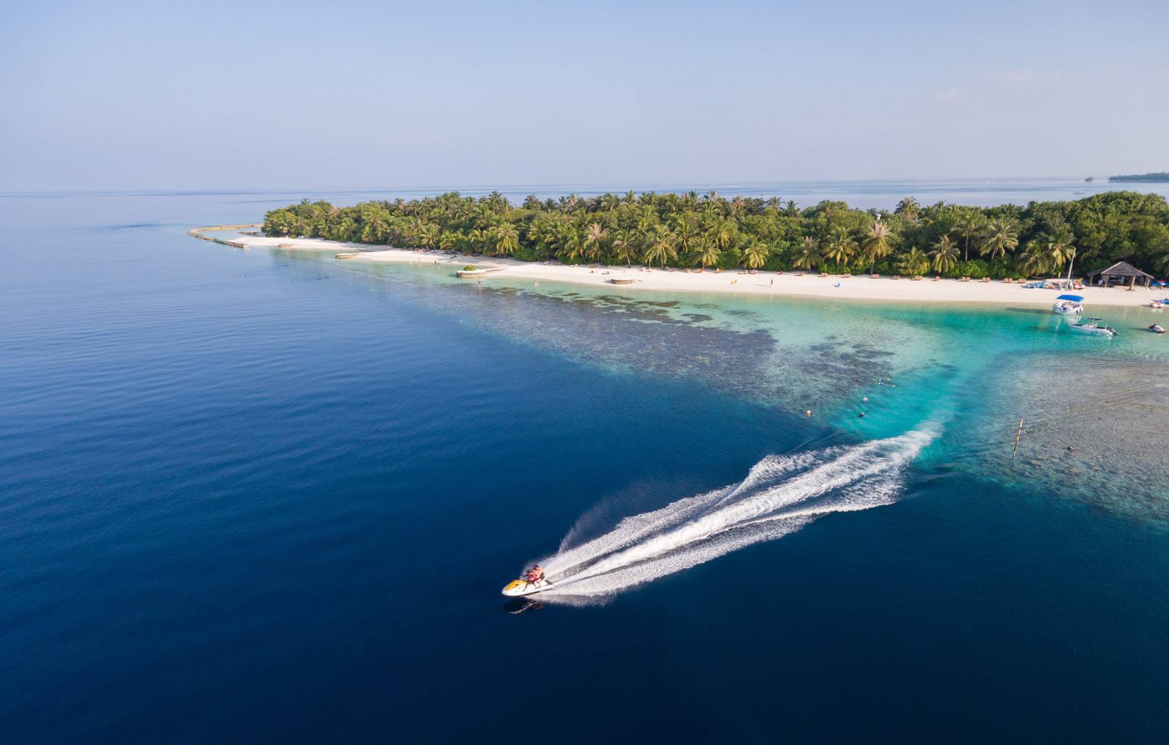 Lily Beach Resort & Spa | Malediven | All Over Tours