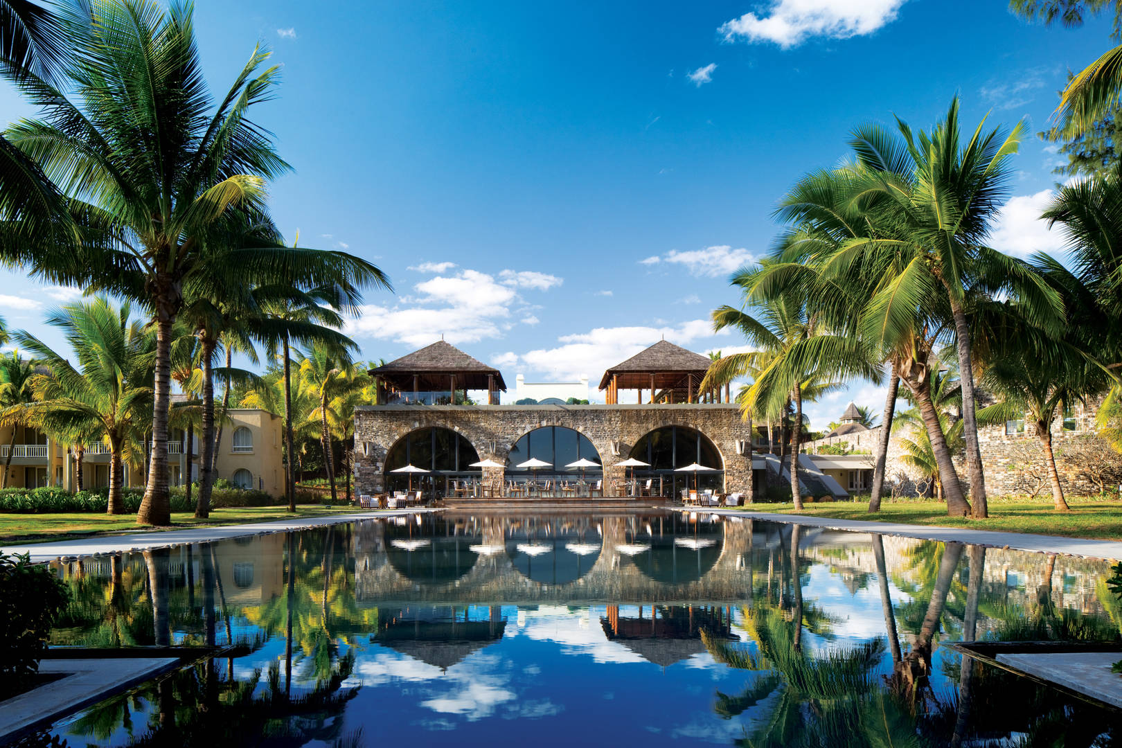 Outrigger Mauritius Beach Resort | All Over Tours